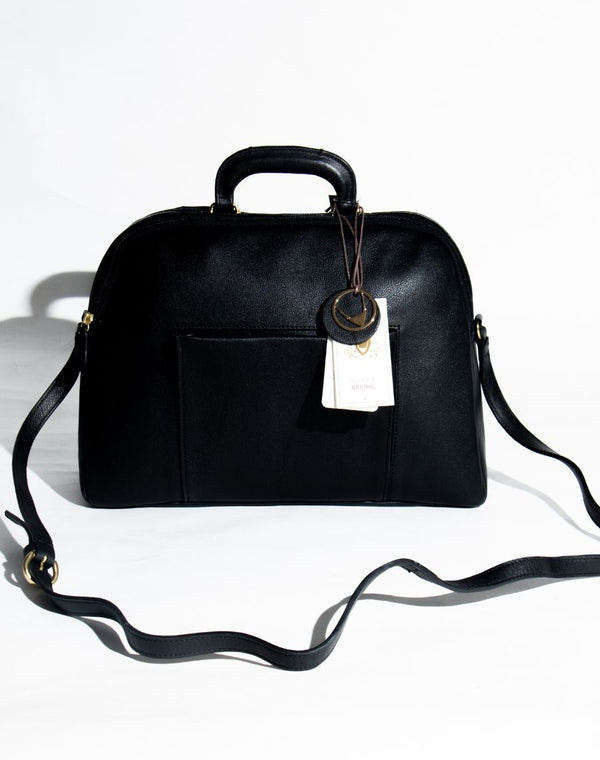 Structured Bags – Leather Collection